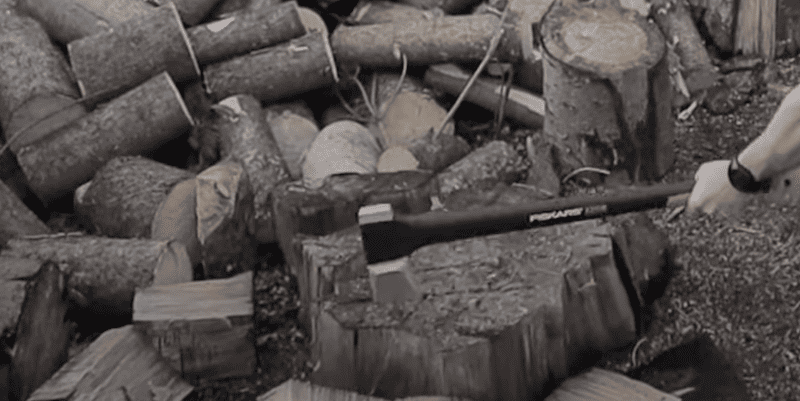 6 Best Log Splitting Axes and Mauls For Splitting Logs