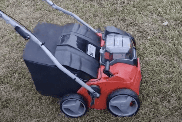 The Best Cordless Scarifiers For Removing Moss and Thatch