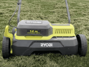 The Best Cordless Scarifiers For Removing Moss and Thatch